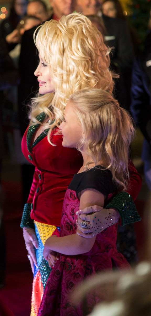 Alyvia Alyn Lind Archives