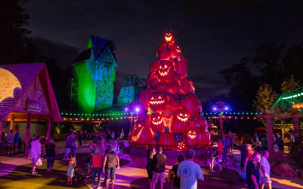 Dollywood’s Harvest Festival, Great Pumpkin Luminights Return For ...