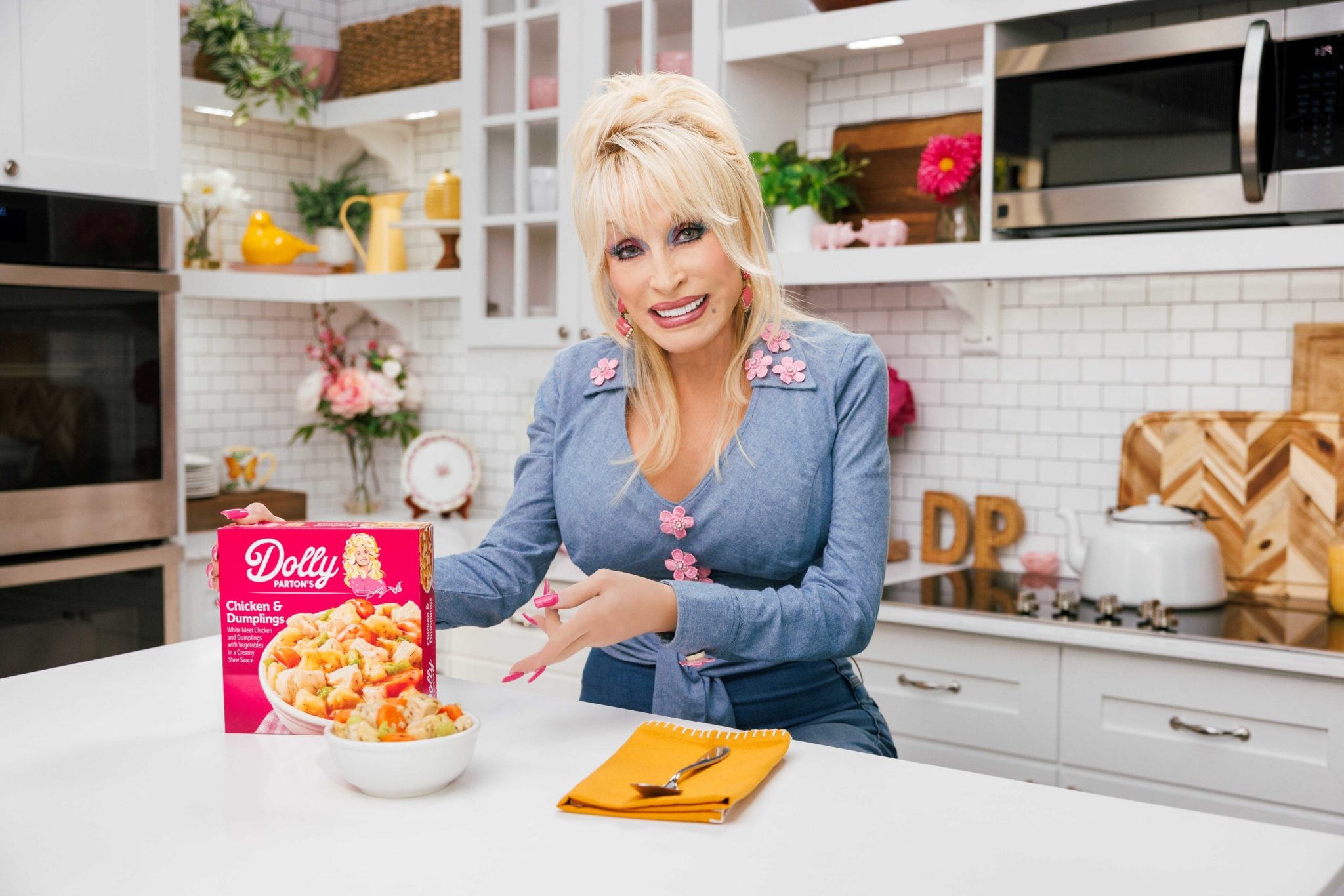 Dolly Parton Serves Up Southern-Inspired Comfort Food with New Line of ...