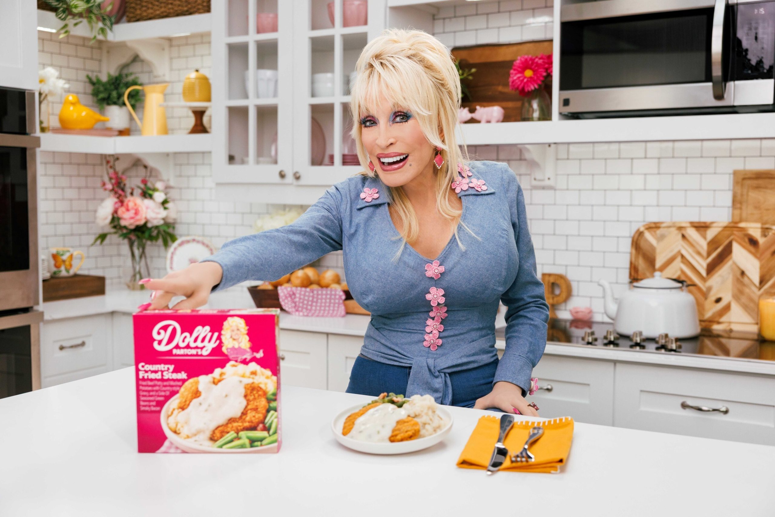 Dolly Parton Serves Up Southern-Inspired Comfort Food with New Line of ...